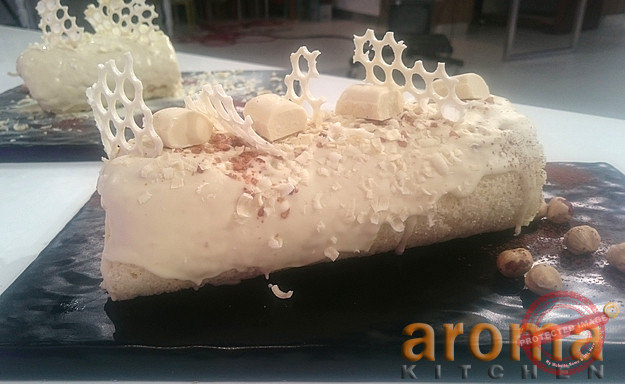 White chocolate roulade - Aceline