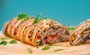 Mediterranean puff pastry tuna braid - Aceline